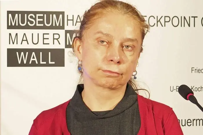 Mit 66 Jahren: Alexandra Hildebrandt brachte ihr zehntes Kind zur Welt