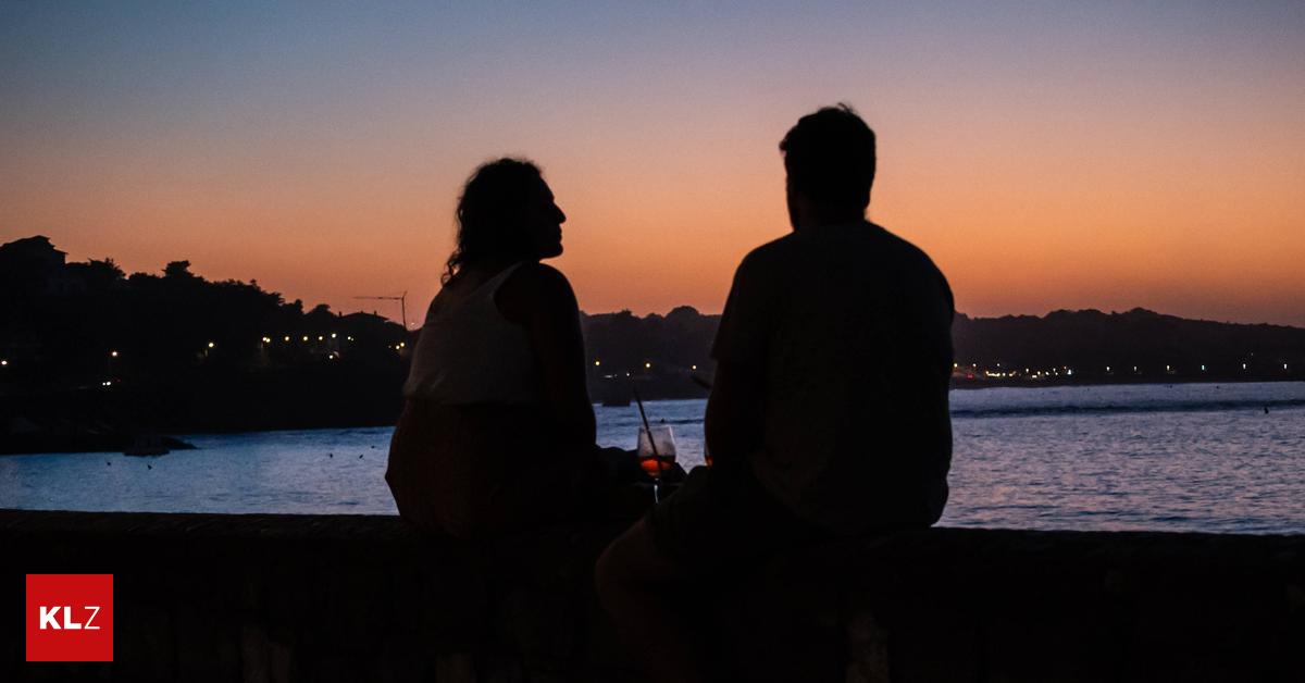 Sie Schauen Lieber Aufs Handy Franzosen Haben Weniger Sex Traurige