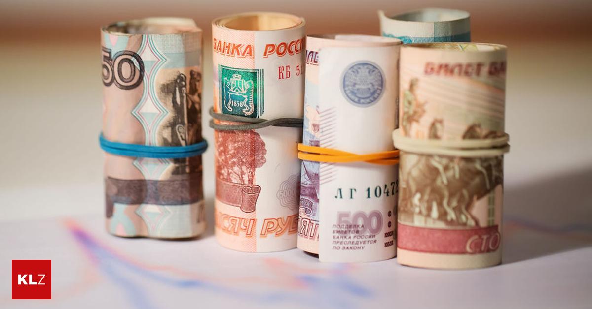 Nach historischem Absturz: Rubel legt nach Putin-Anweisung zu Gas ...