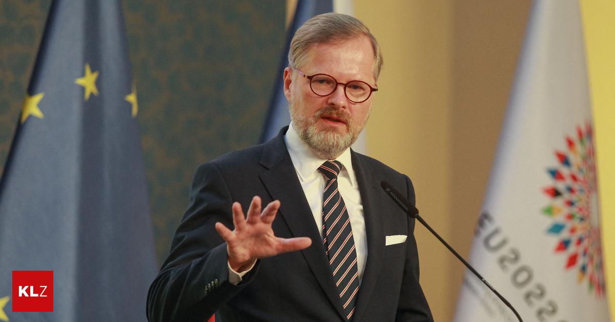 Fiala bleibt im Amt: Tschechische Regierung übersteht Misstrauensantrag