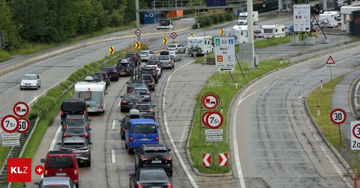 Megastau: Urlauber mussten bis zu sechs Stunden vor dem ... Megastau: Urlauber mussten bis zu sechs Stunden vor dem ...