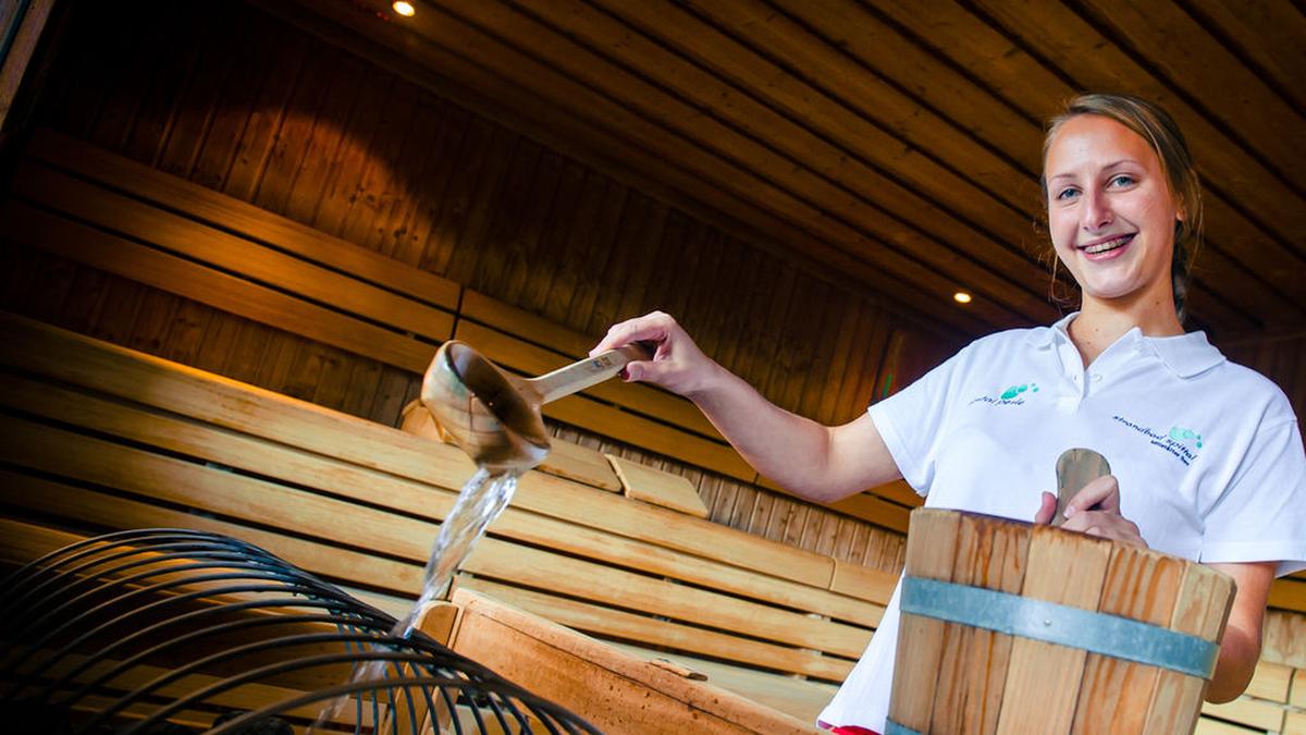 Spittal: Saunieren und textilfrei Schwimmen in der Drautalperle