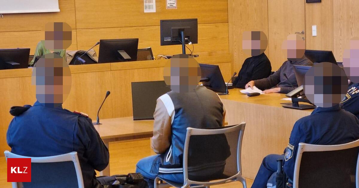 Erschlug Bruder: 15-Jähriger zu acht Jahren und zwei Monaten verurteilt