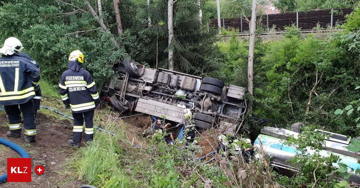Unfall auf der B 20: Biene verursachte schweren Unfall mit Milch-Laster