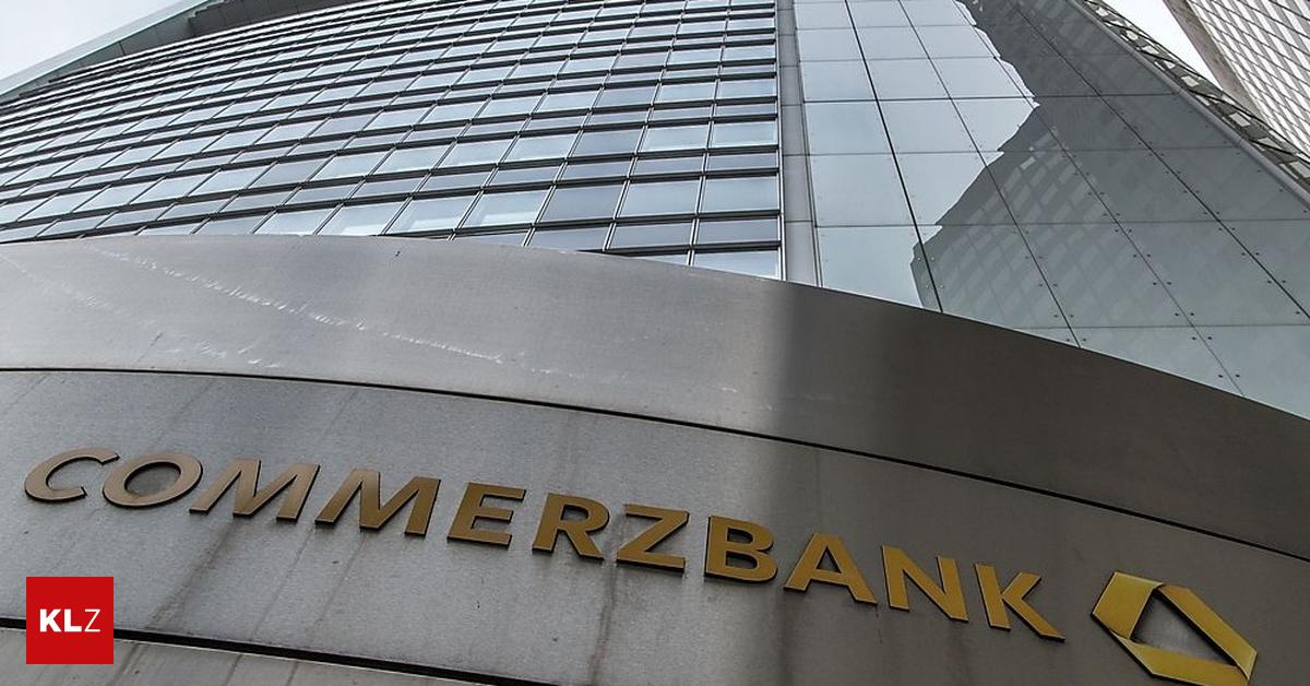 Jede 2. Filiale sperrt zu: Kahlschlag bei der Commerzbank: 10.000 ... Jede 2. Filiale sperrt zu: Kahlschlag bei der Commerzbank: 10.000 ...
