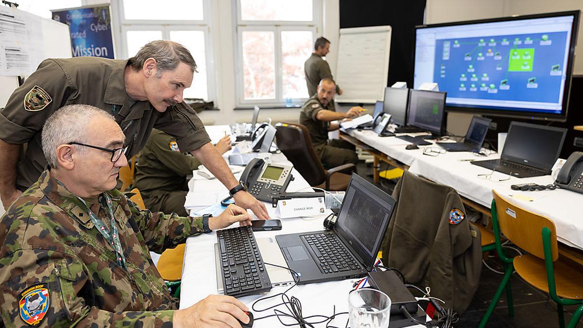 Internationale Übung: Tausende Tote nach Erdbeben: Soldaten üben für ... Internationale Übung: Tausende Tote nach Erdbeben: Soldaten üben für ...