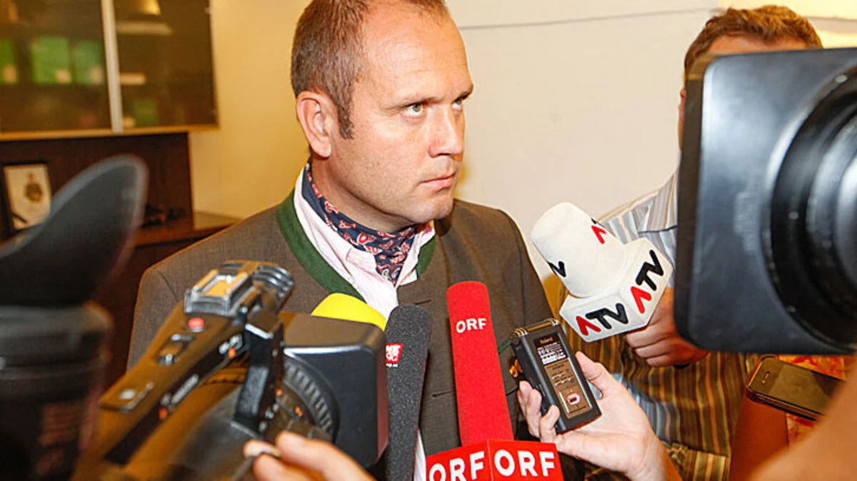 Nach Rücktritt von Uwe Scheuch: Kurt Scheuch schließt Neuwahlen in ...