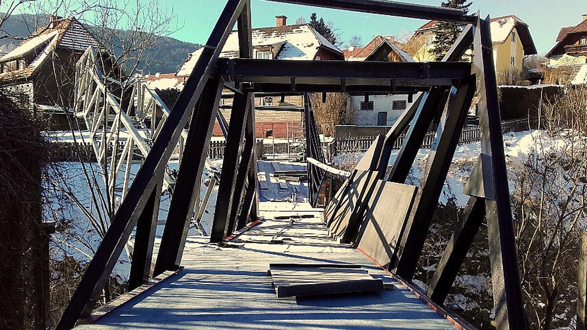 Murau: Neue Stahlbrücke entzweit Holzregion