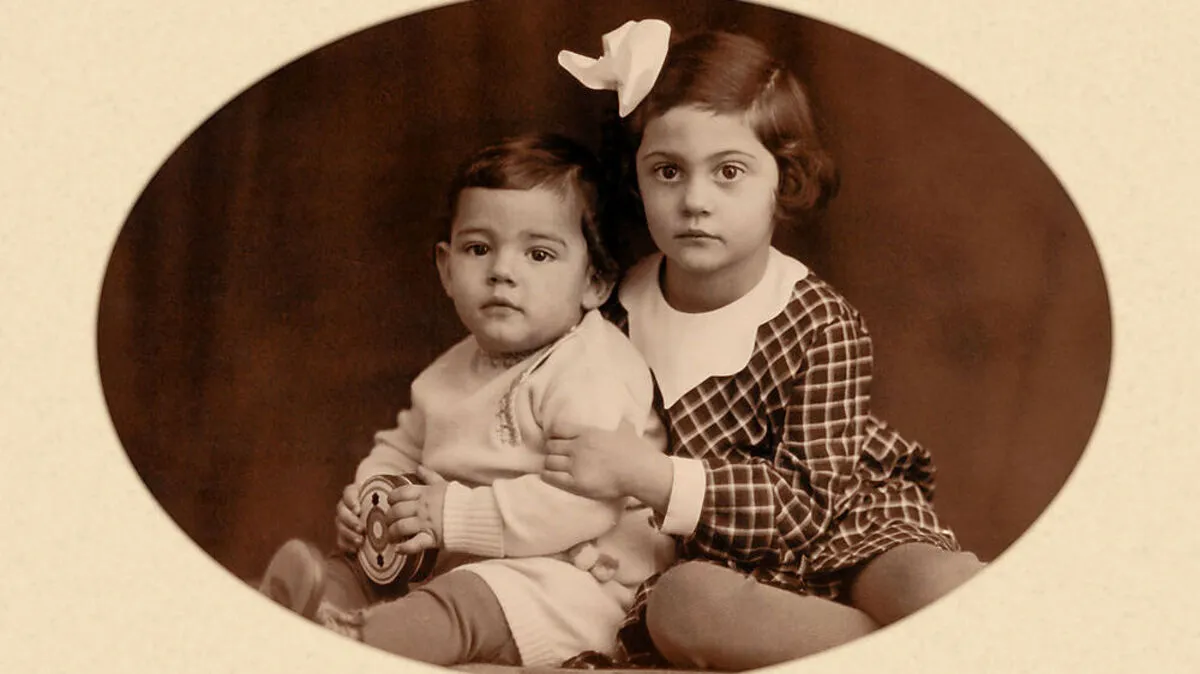 Quiz: Erkennen Sie diese Promis anhand ihrer Kinderfotos?