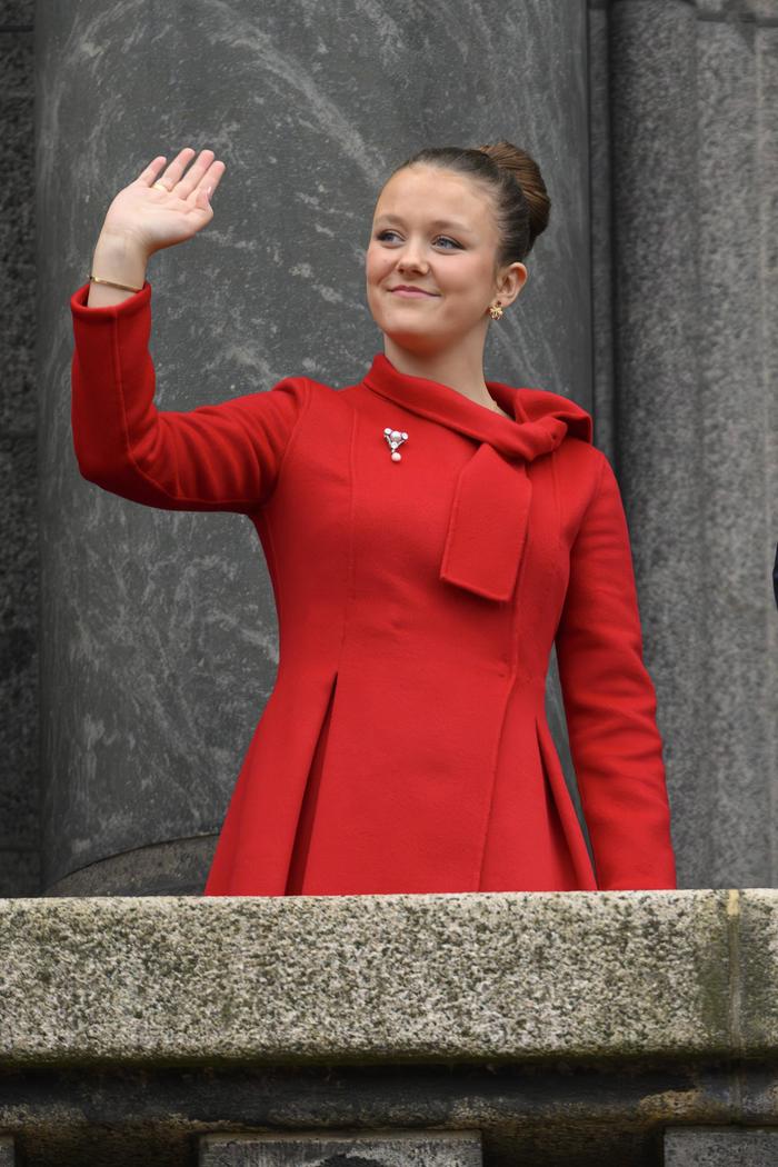 Krönung in Dänemark: Königin Mary und Prinzessin Isabella begeistern ...