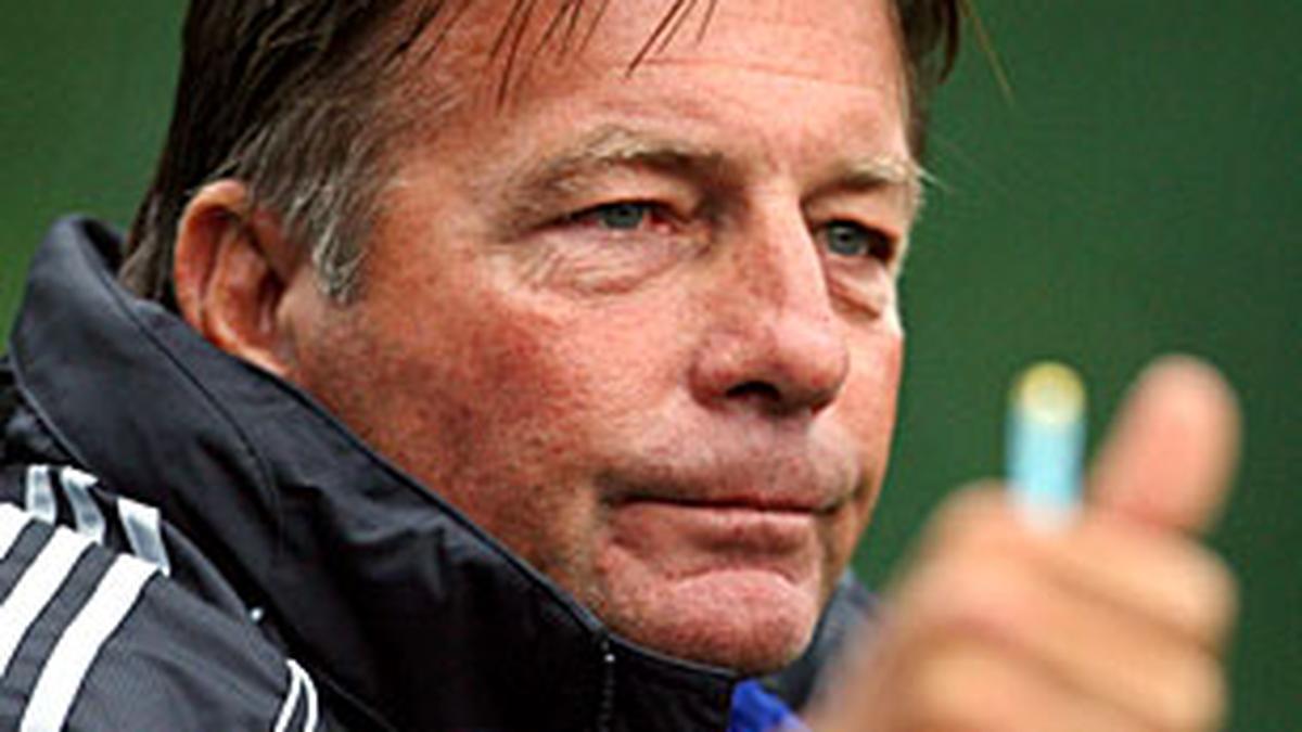 UEFA-CUP: Salzburg-Aufstieg nur Formsache? Adriaanse erwartet Sieg