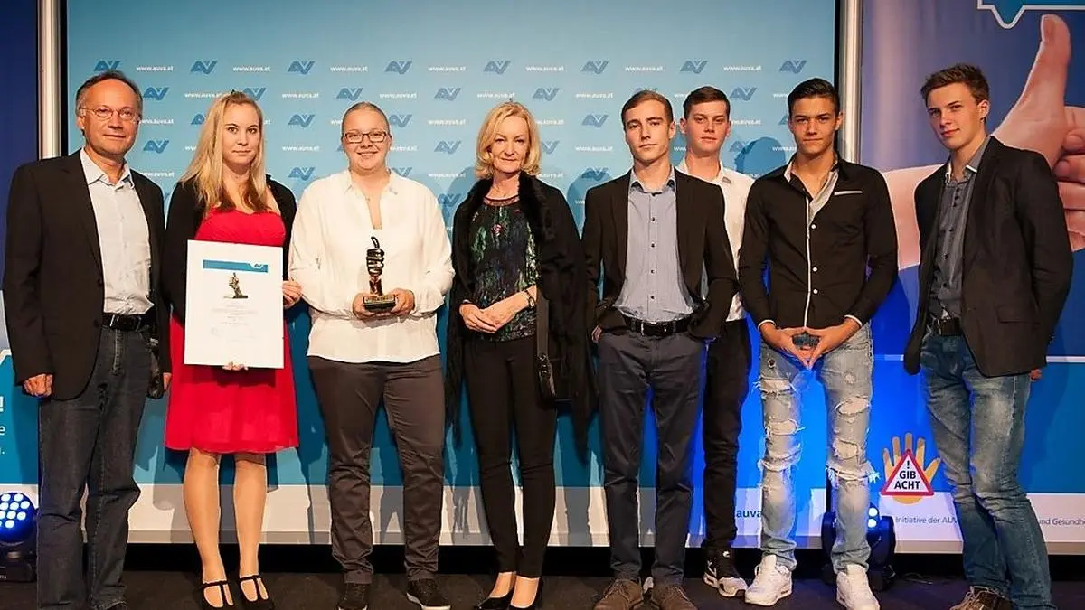 Sachsenburg: AUVA zeichnete Lehrlinge für Präventionsprojekt aus