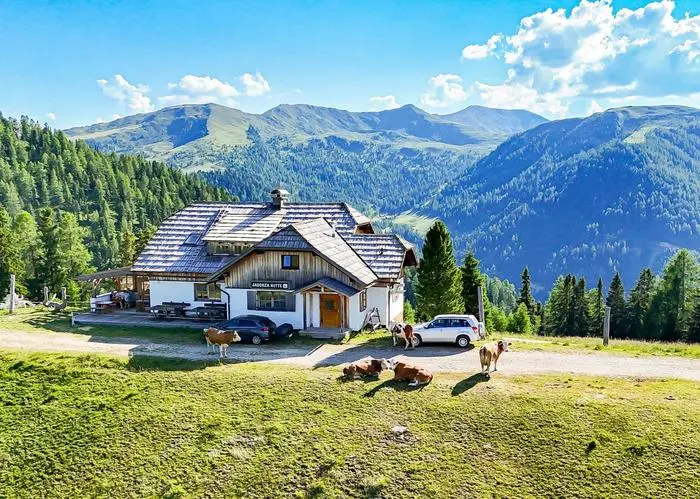 Radikaler Neuanfang: Junge Hüttenwirtin ließ die IT-Branche hinter sich