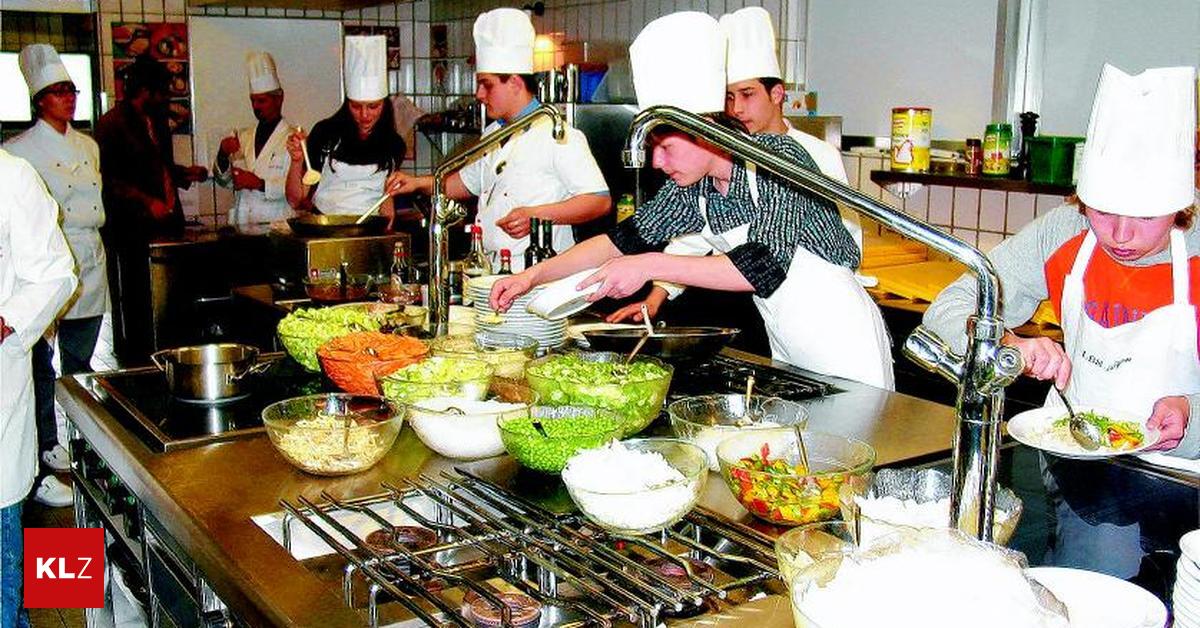 Gastgewerbe und Hotellerie : Zahl der Lehrlinge im Tourismus in nur 15 ...