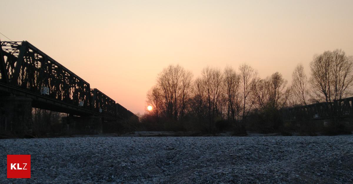 Autos von Steirern beim Isonzo vor Grado aufgebrochen
