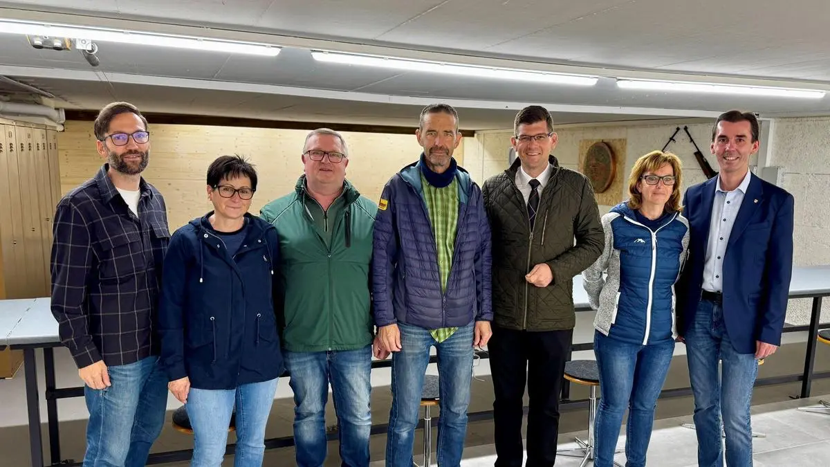 Nach Hochwasser: Hüttenberger Schützen bauten sich ihr kaputtes ...