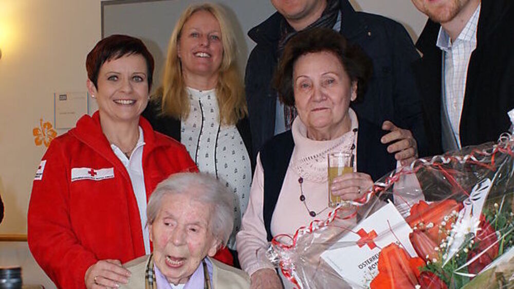 Rotes Kreuz: Besuchsbegleiter gratulierten zum 100. Geburtstag