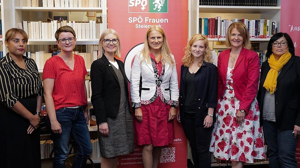 Frauen stehen im Bezirk vor vielen Herausforderungen