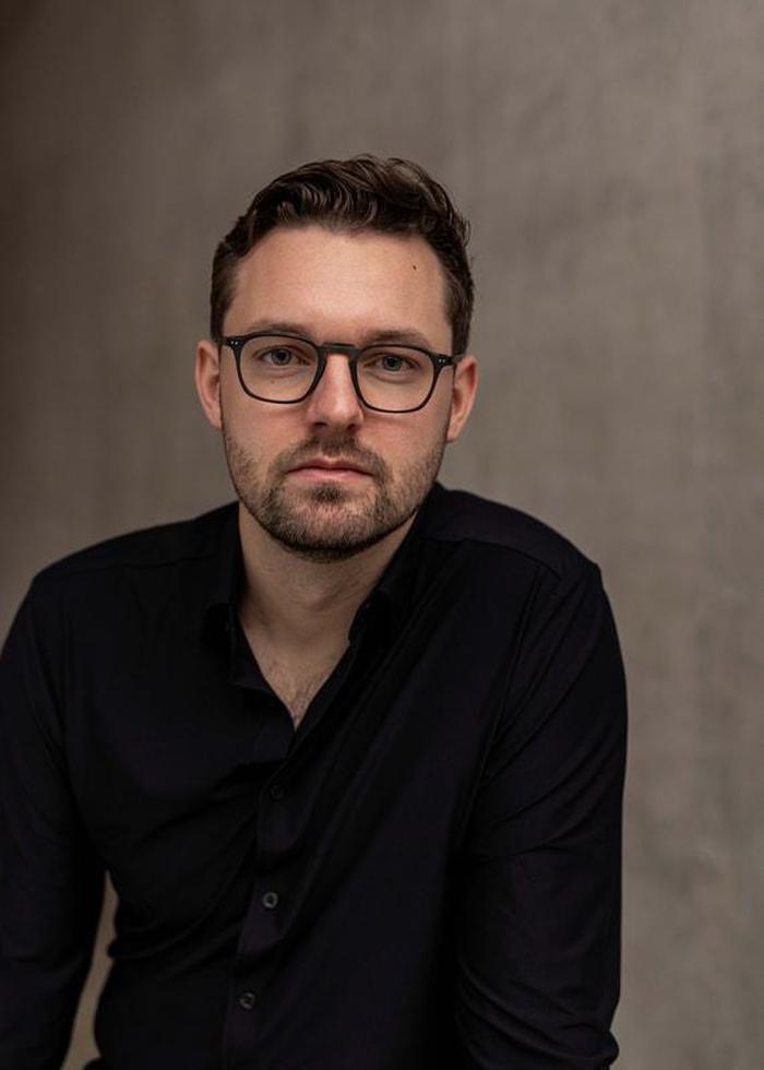 Stadttheater-Premiere: Tim Anderson: „Ein spannendes Psychodrama aus ...