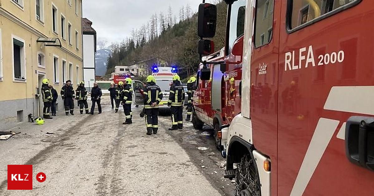 Sankt Barbara im Mürztal: Brand in Wohnung: Nachbarn retteten 85-Jährigen aus den Flammen