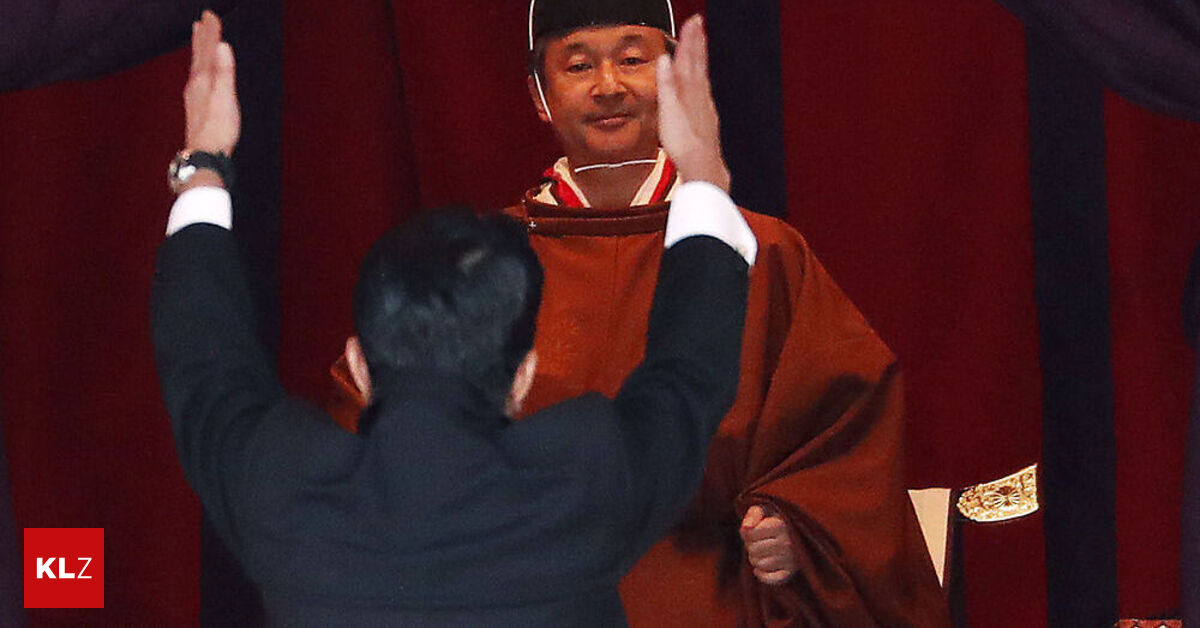 Tenno von Japan: "Banzai!" Japans Kaiser Naruhito bestieg den ...