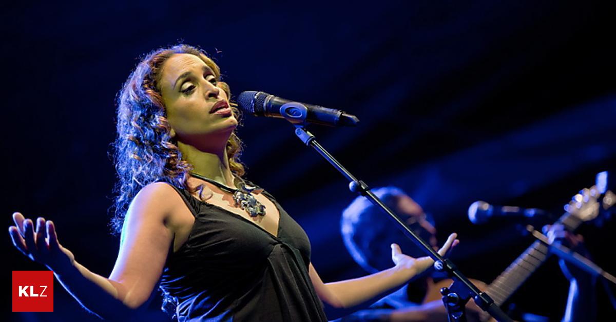 Israelische Sängerin Noa am Flughafen Tel Aviv attackiert