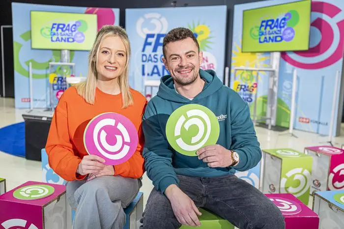 Frag das ganze Land: St. Veiter Schüler diskutieren in bekannter Ö3-Show