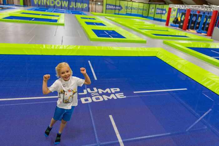 JUMP DOME: Erleben Sie unvergessliche Sommerferien im JUMP DOME Klagenfurt!