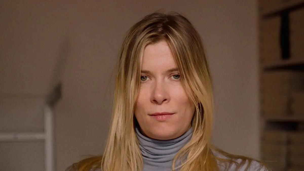 Maria Hofer: Arsen: Arsen ist eine schräge Lifestyle-Satire in den Bergen