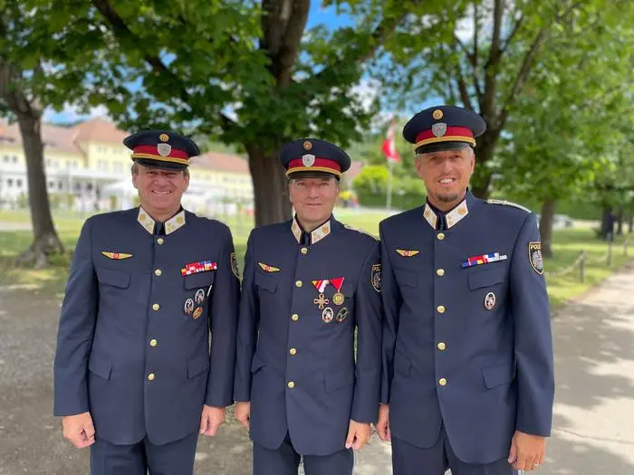 Hohe Auszeichnungen: Sechs Kärntner Polizisten in Leitungsfunktionen ...