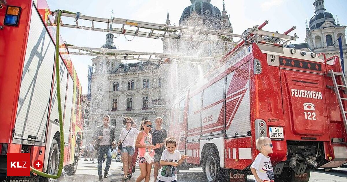 Urban Heat:: Feuerwehr kühlt die Grazer