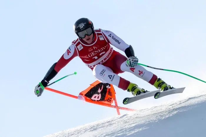 Marco Odermatt gewinnt im Super-G vor Raphael Haaser