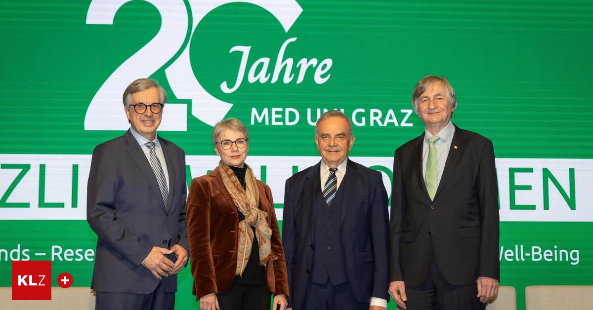 Med Uni feiert | 20 Jahre Steigflug für die junge Uni