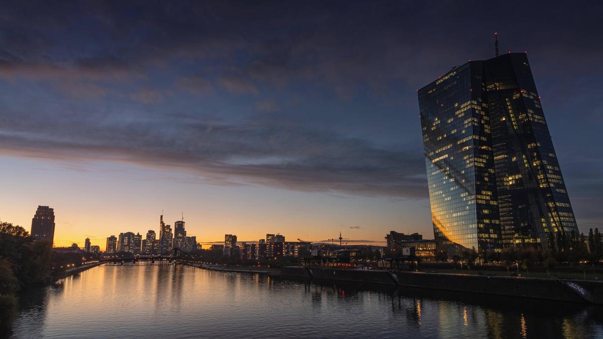 Wie geht‘s mit den Zinsen weiter?: EZB und Fed tagen: Spannung vor dem ...