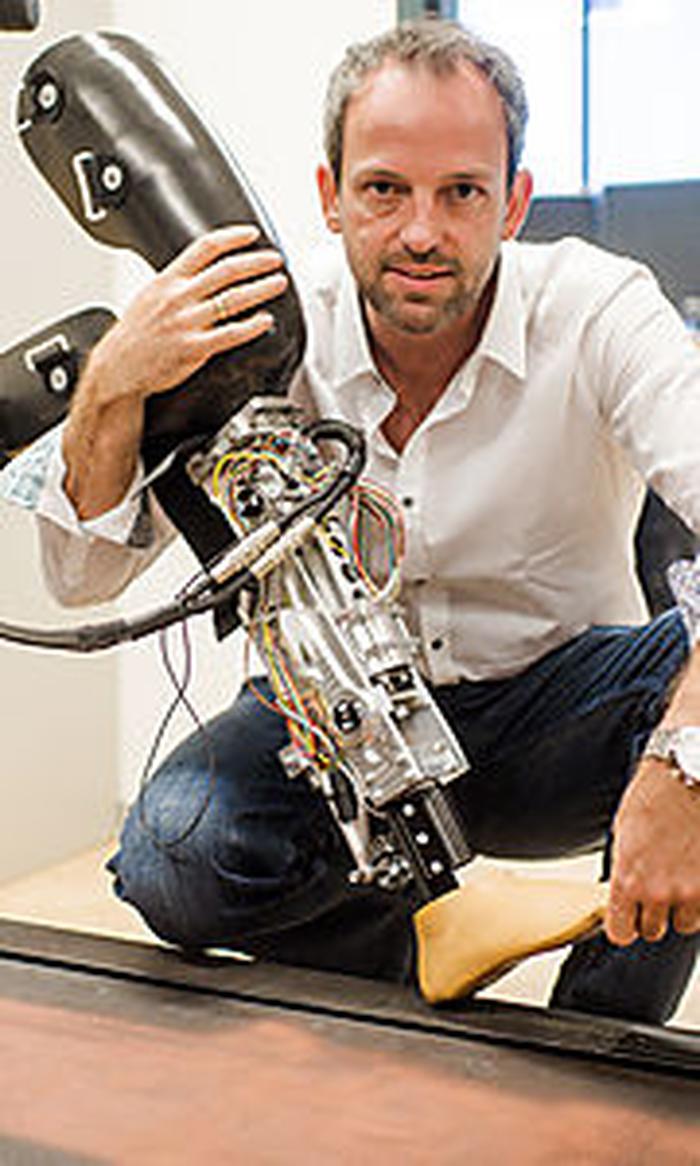 Robotics: Wie Roboter Menschen mit Behinderung helfen können