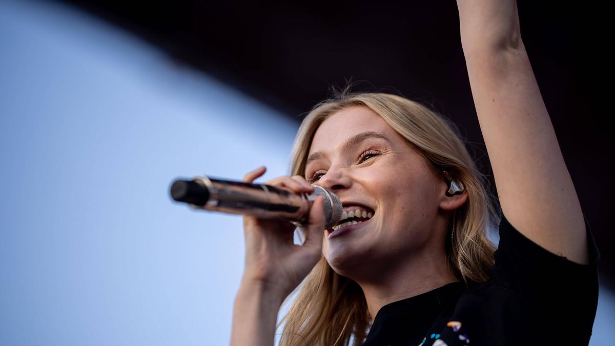 Diesen Song müssen Sie hören: Esther Graf sieht „dich über, überall“