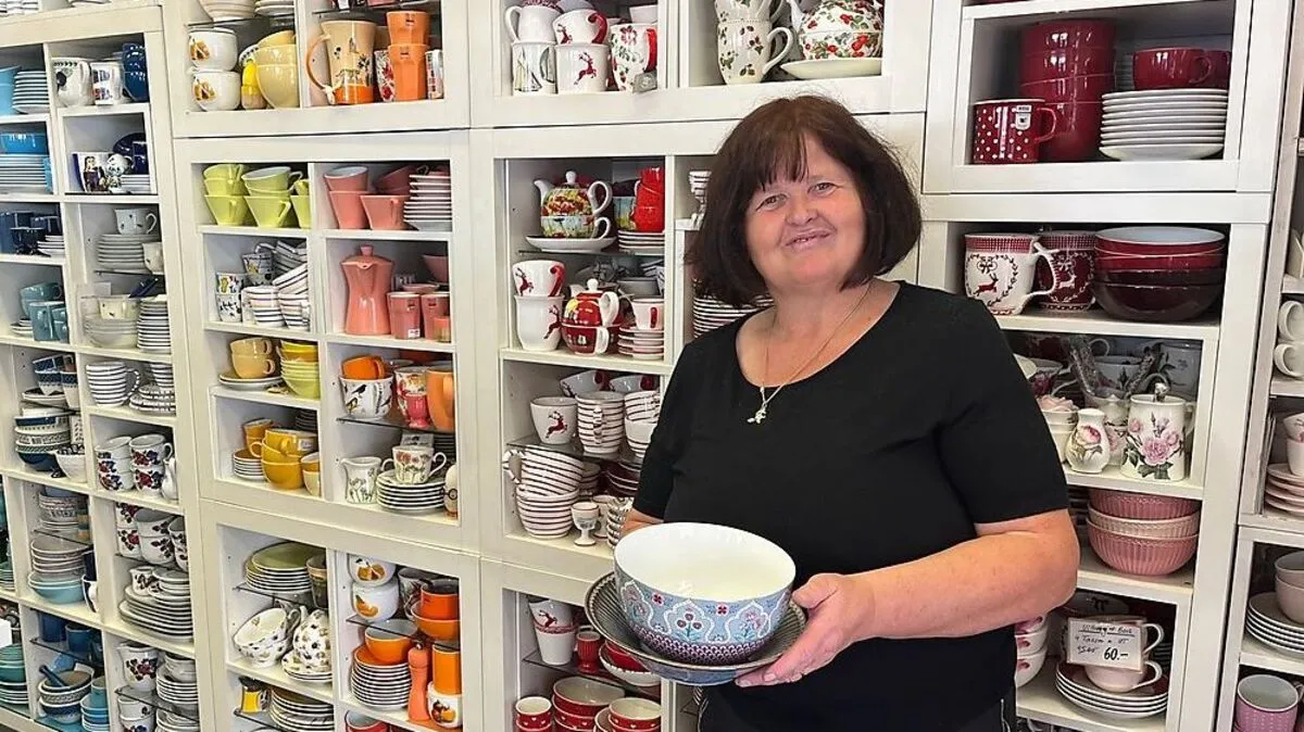 "Geschirr und Geschenke": Ihre Karriere begann vor 40 Jahren mit selbst ...