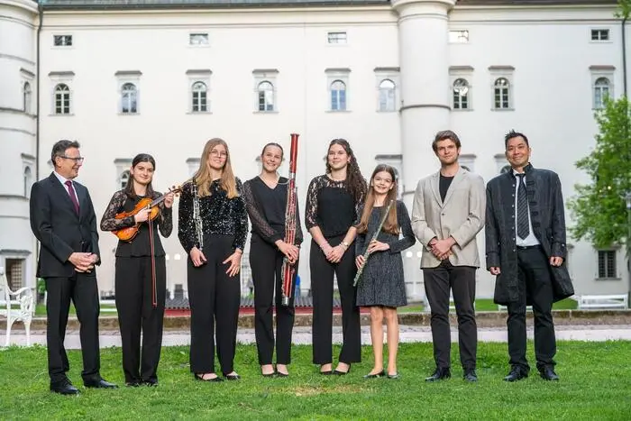 Gesamtkunstwerk: Märchenoper „Hänsel und Gretel“ begeisterte im Schloss ...