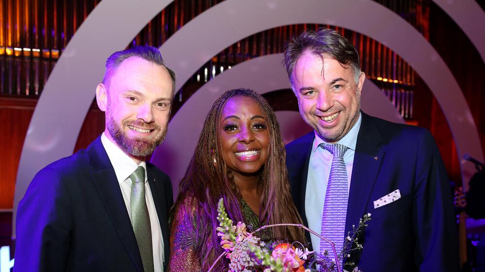 Exklusiv-Konzert: Jazz-Weltstar Ledisi sorgte für rhythmisches ...