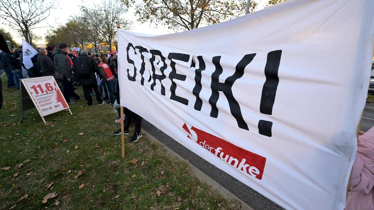 Streik & Arbeitsrecht | Die wichtigsten rechtlichen Fragen und Antworten
