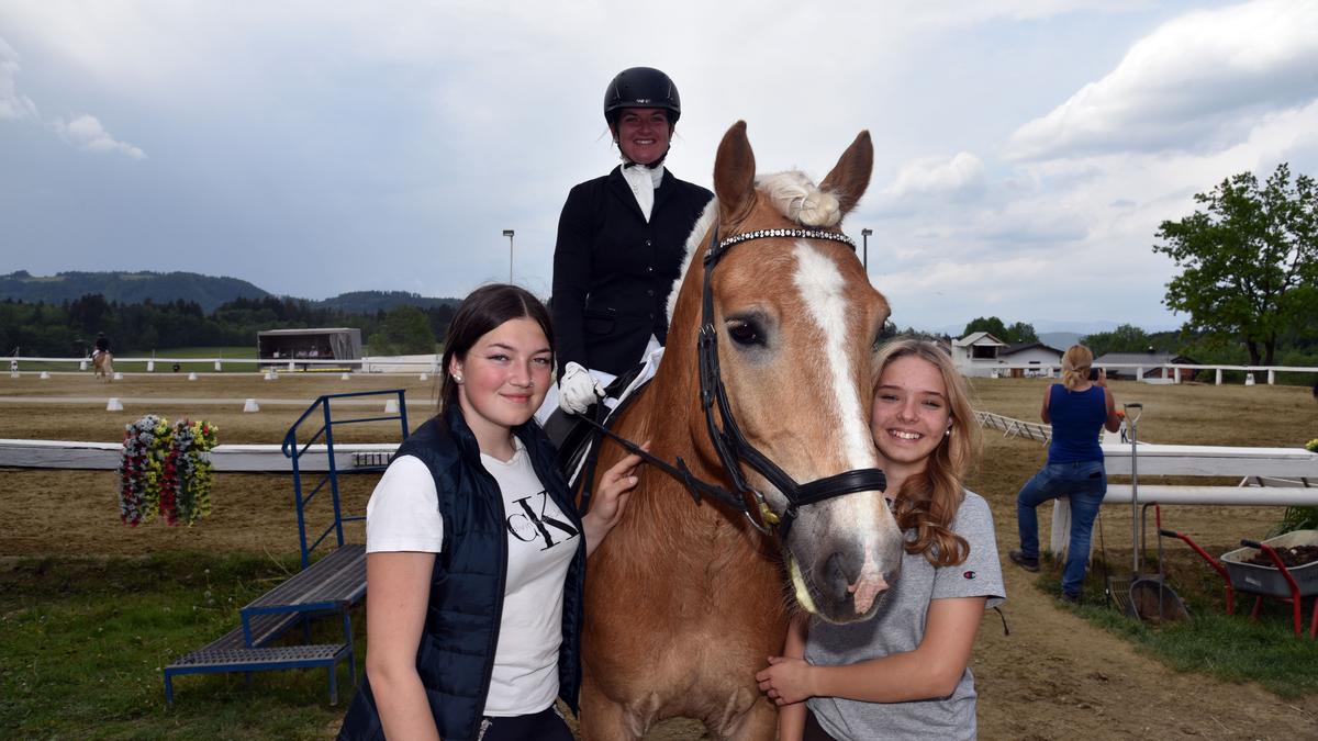 Leute: Im Sattel und auf der Tanzfläche