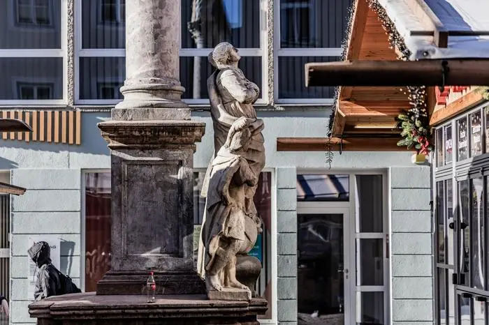 Jessas Maria! Kein Abstand, kein Anstand