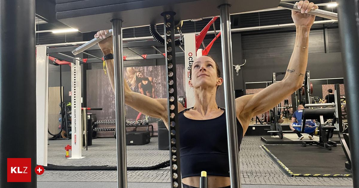 Alles für den Wettkampf: Lehrerin lässt ihre Muskeln spielen ...