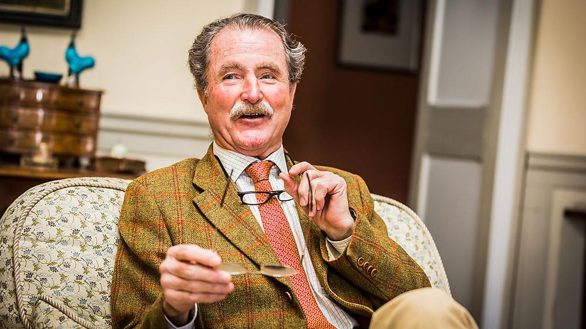 Peter Goëss: Das sagt der Burgherr zum Hakenkreuz auf seinem Turm