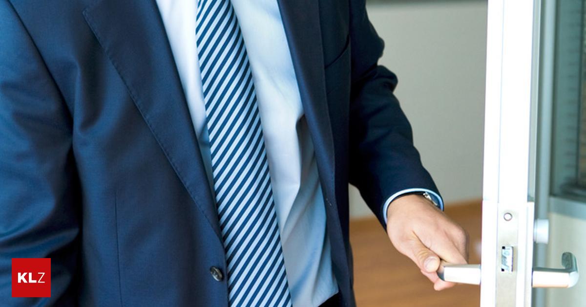 Business-Knigge: Muss ich als Frau dem Chef die Tür aufhalten?