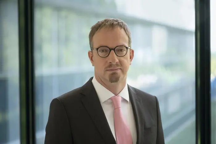 Aktie stürzt um 20% ab: Steirische ams Osram: Milliarden-Finanzpaket ...