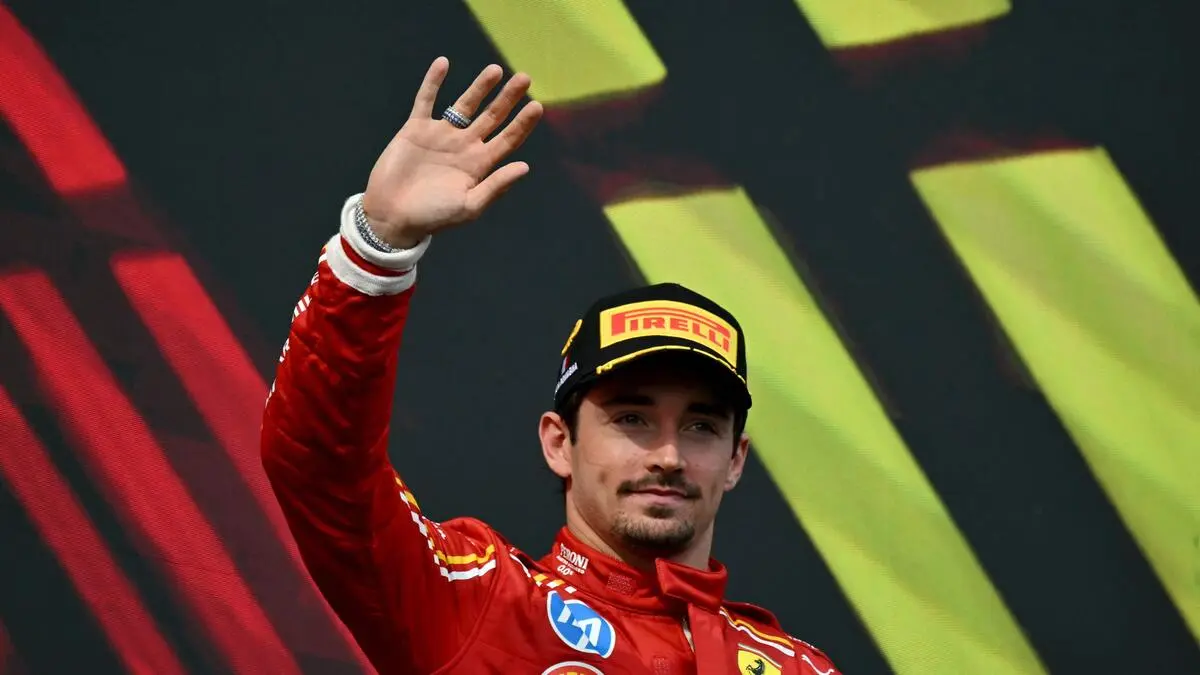 Formel-1-Star: Charles Leclerc mit süßem Welpen bei Grand Prix gesichtet