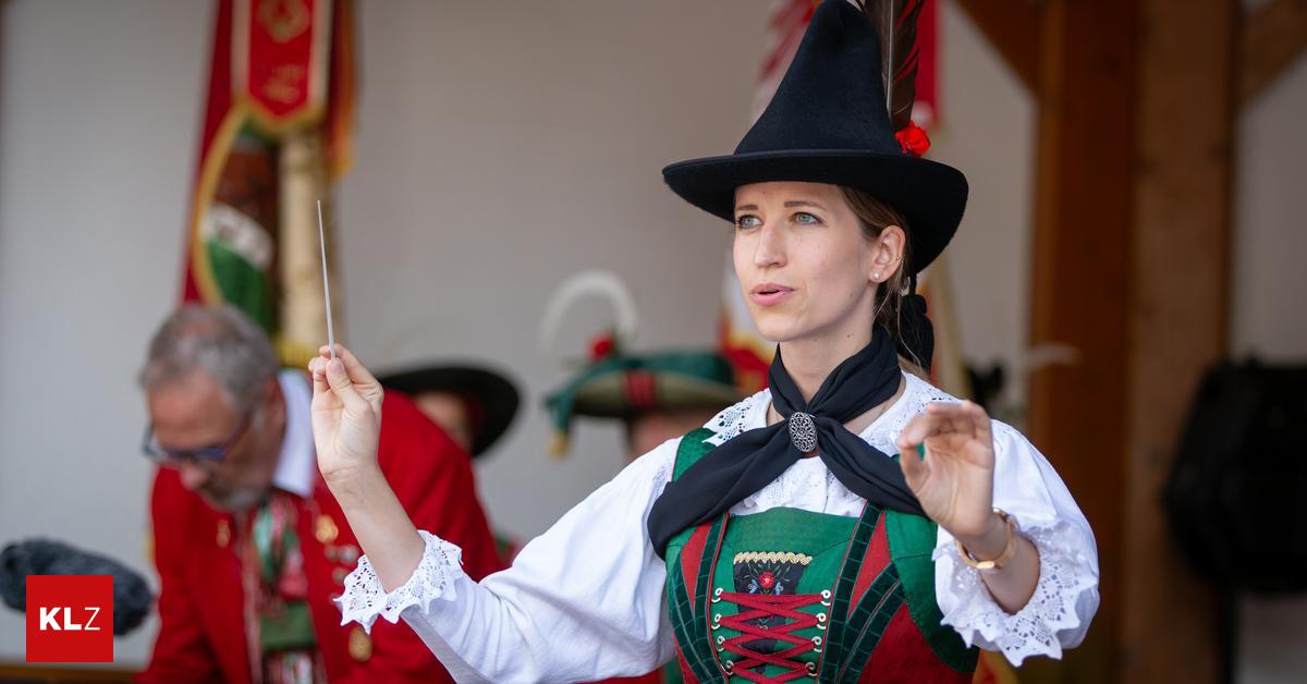 Als erste Frau: Eine Osttirolerin leitet das Euregio-Jugendblasorchester