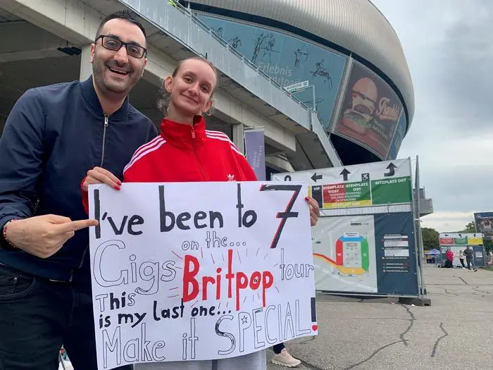 Live: 27. 000 Fans wollen Robbie Williams in Klagenfurt sehen