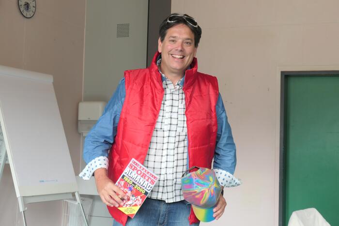 Im Lienzer Gymnasium: Was es mit einer Zeitkapsel im Schulgarten auf ...